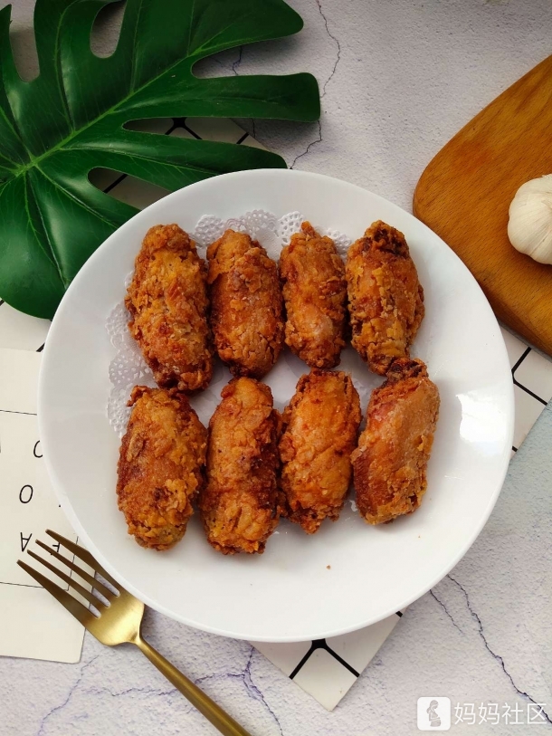酥脆好吃秒杀外卖的脆皮炸鸡翅_美食厨房_趣宝贝